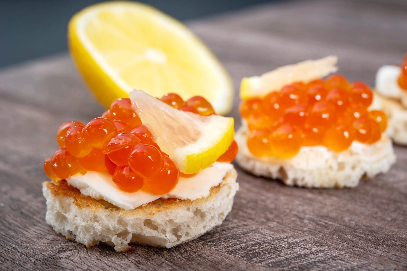Lemon is the perfect complement to caviar - Recipes - CaviarHouse.lv SIA